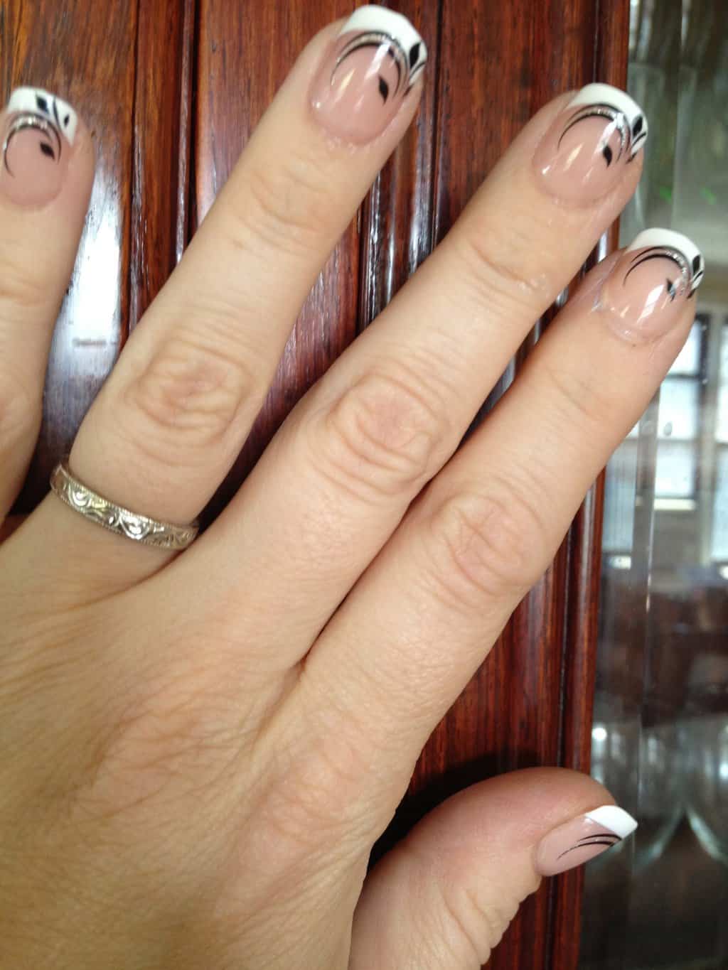 Finding Yourself Fridays: The Nails Have it - The Mama Maven Blog
