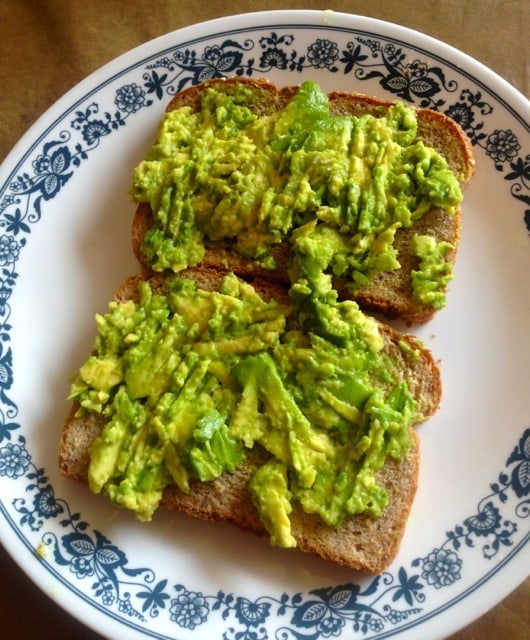 Easy Breakfast Idea: Smashed Avocado on Wheat