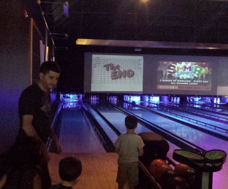 Fun Activity for the Whole Family: Bowling at Bowlmor! - The Mama Maven ...