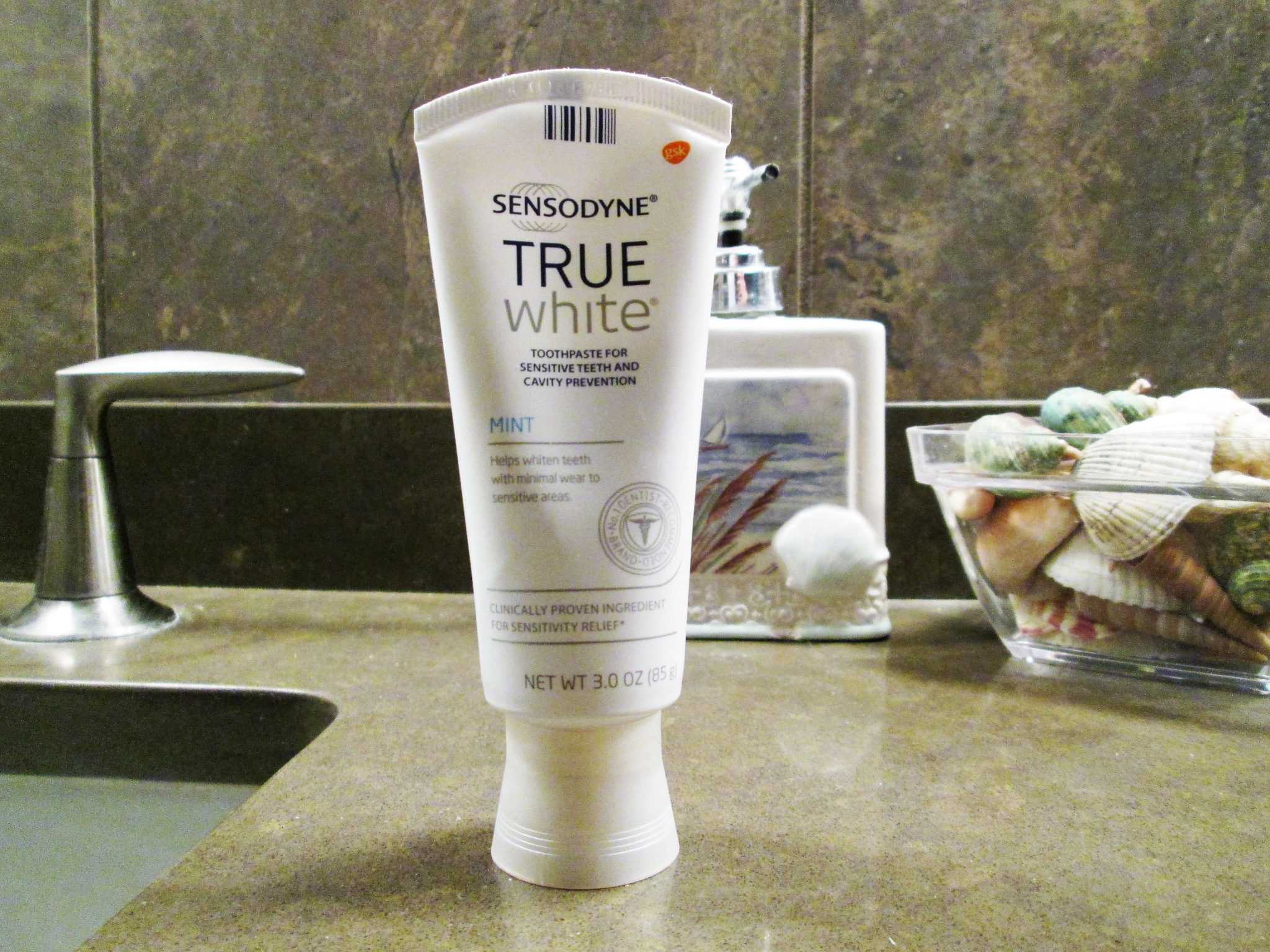 Show off Your Dazzling Teeth without Having to Compromise with ...