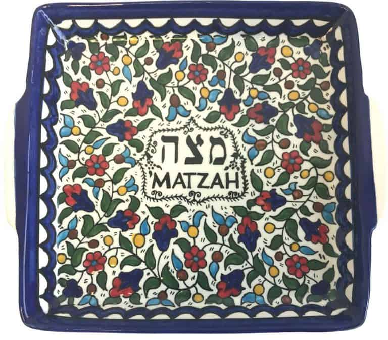 Elegant Passover Essentials For A Gorgeous Tablescape
