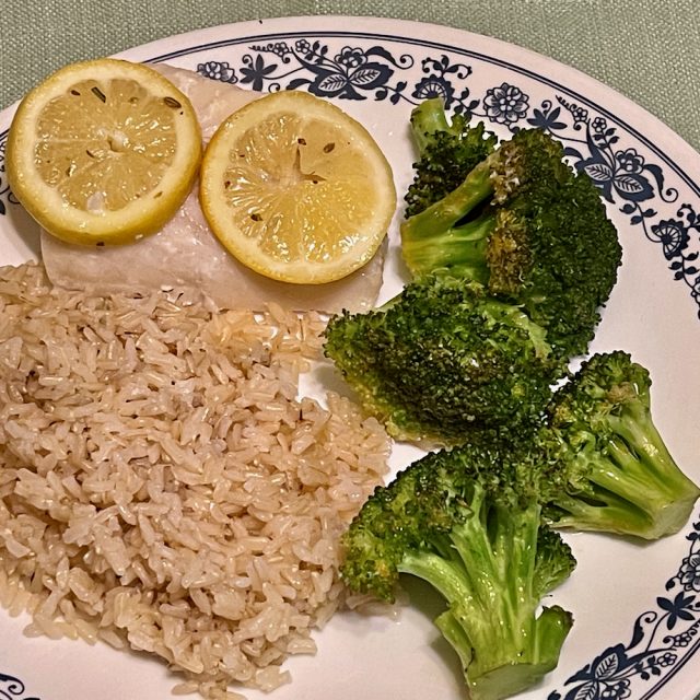 Sheet Pan Dinner: Roasted Lemon Cod and Broccoli (Gluten Free) - The ...