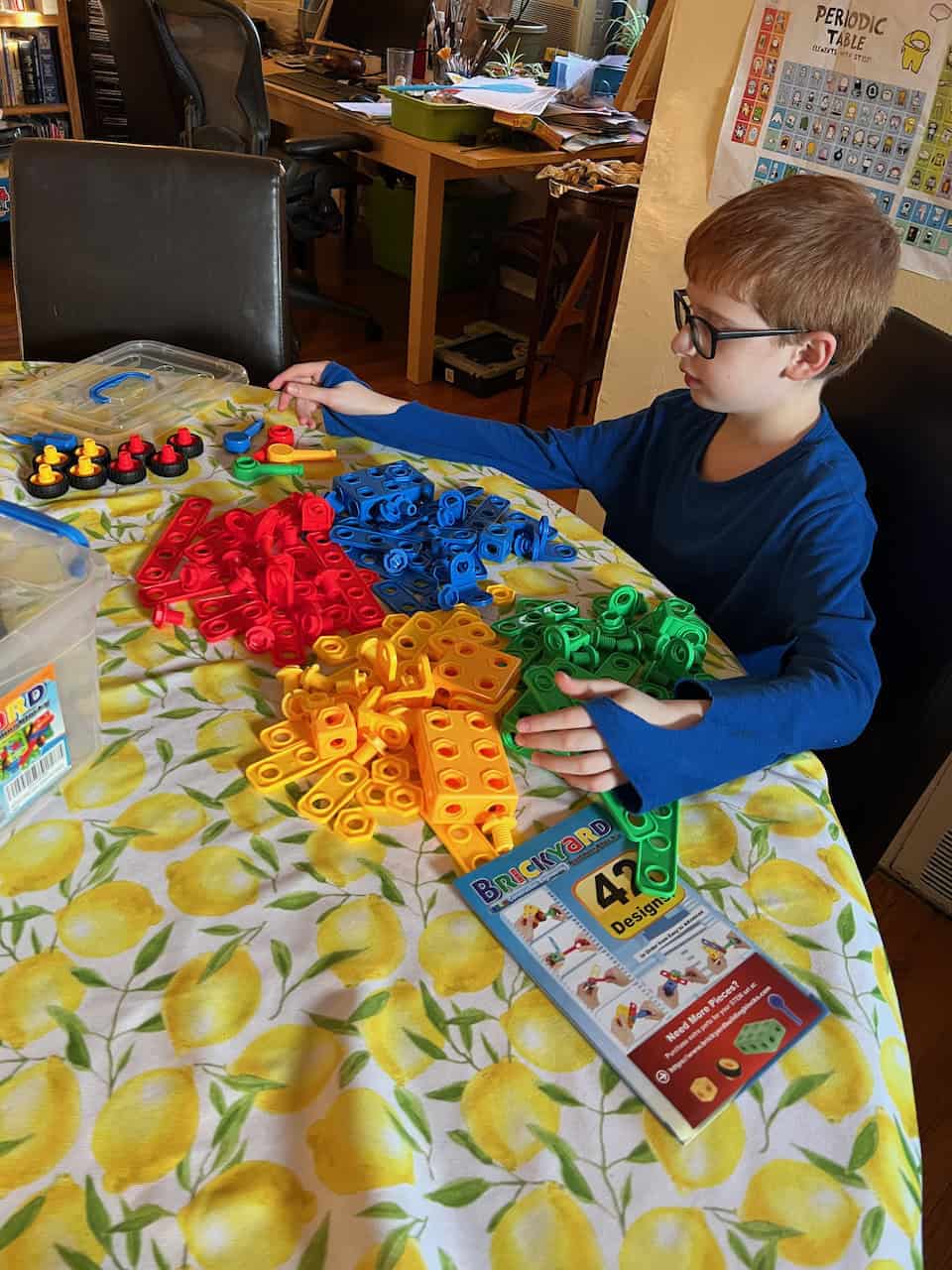 Last Minute Holiday Gift Guide for Kids and Adults - The Mama Maven Blog